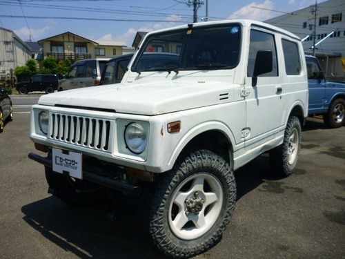 ジムニー 550 SJ30 クーラー付 2サイクル (カービートイズミ) 一宮のジムニーの中古車｜ジモティー