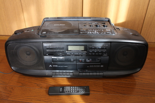 カセットCDプレーヤー（SONYCFD-300） (Gさん) 静岡のポータブルプレーヤーの中古あげます・譲ります｜ジモティーで不用品の処分