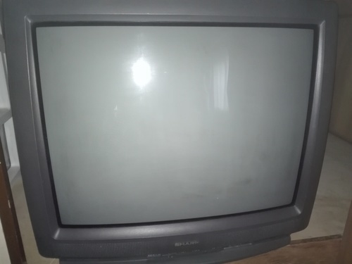 SHARP シャープ 25C-AF7 25インチ ブラウン管TV (その) 文京のテレビ《ブラウン管テレビ》の中古あげます・譲ります｜ジモティーで不用品の処分