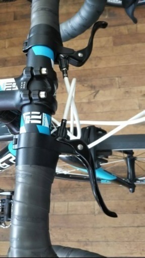 FELT ZW100 2016年モデル 大特価！ (まちの自転車店リコ) 守口のロードバイクの中古あげます・譲ります｜ジモティーで不用品の処分