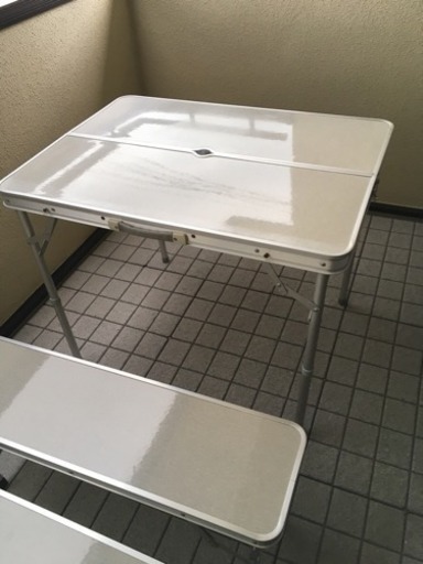 [交渉中]レジャー用 折畳みテーブルイスセット (chiviru) 学園前のその他の中古あげます・譲ります｜ジモティーで不用品の処分