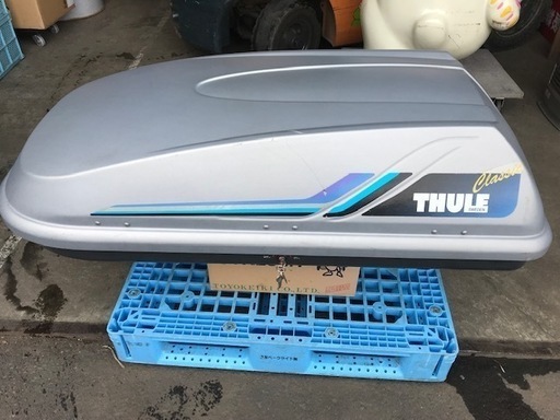 THULE CLASSICルーフボックスジェットバック鍵付き両開きスーリークラシック (スギ) 白石のキャリア、ラックの中古あげます・譲ります｜ジモティーで不用品の処分