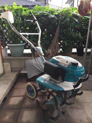 クボタ 管理機 人気 ミニ 耕耘機 耕運機 TMA350 お譲りします。 クボタ 管理機 人気 ミニ 耕耘機 耕運機 TMA350 お譲りします。