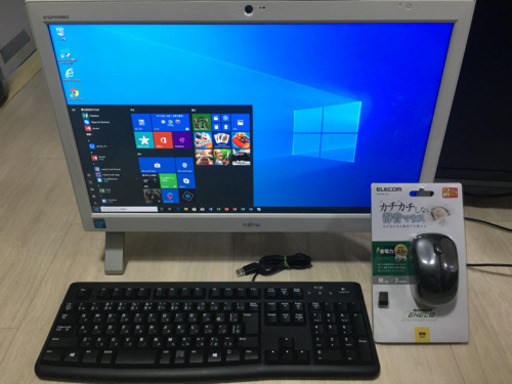 富士通】一体型デスクトップ 富士通】一体型デスクトップ