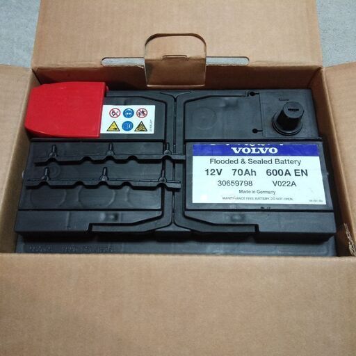 ボルボ volvo 純正 バッテリー 12V 70Ah 600A EN (まさい) 横浜のパーツの中古あげます・譲ります｜ジモティーで不用品の処分