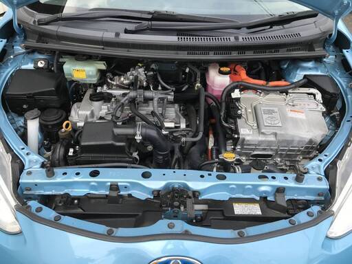 B109[カーズ大阪]【全国陸送15.000円】27年アクア“ハイブリッド”1.5！低走行5万キロ♪ナビ♪後カメラ♪TV♪ETC♪リモコン ...