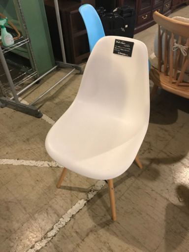 JF01428 シェルチェアリプロダクト (モノココ) 西28丁目の家具の中古あげます・譲ります｜ジモティーで不用品の処分