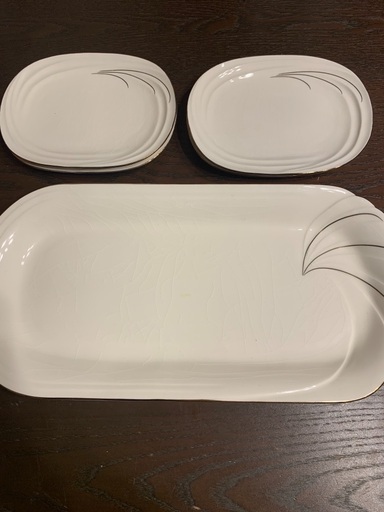 hanagen japan大皿取り皿セット (ちゃぴ) 松戸の食器《プレート》の中古あげます・譲ります｜ジモティーで不用品の処分