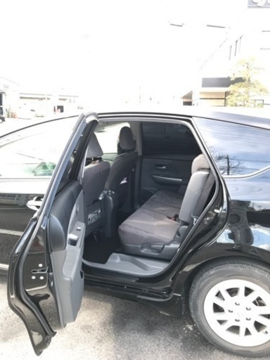 取引先決定 プリウスα G 7人乗り7万5千KM2012年式 (toyo) 今池のプリウスの中古車｜ジモティー