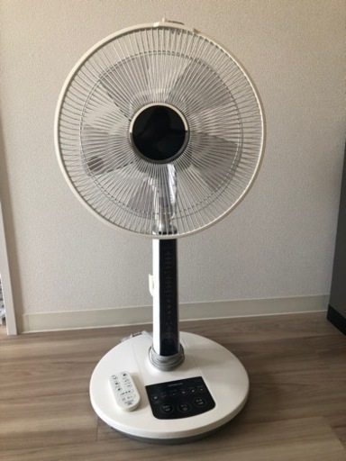 日立扇風機リビング扇リモコン付HEF-100R (つき) 海老江の家電の中古あげます・譲ります｜ジモティーで不用品の処分