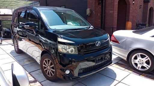 ヴォクシー70系 フルセグTV・ナビ クロ パワースライド (D-blue) 金山のヴォクシーの中古車｜ジモティー