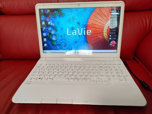 ☆美品☆人気の白☆Windows11☆新品SSD☆ブルーレイ☆リカバリ ☆美品☆人気の白☆Windows11☆新品SSD☆ブルーレイ☆リカバリ