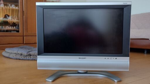 液晶カラーテレビ（リモコン付き）SHARP AQUOS LC-22AD5 2005年製 (ポンキーあつし) 東京のテレビ《液晶テレビ》の中古 ...