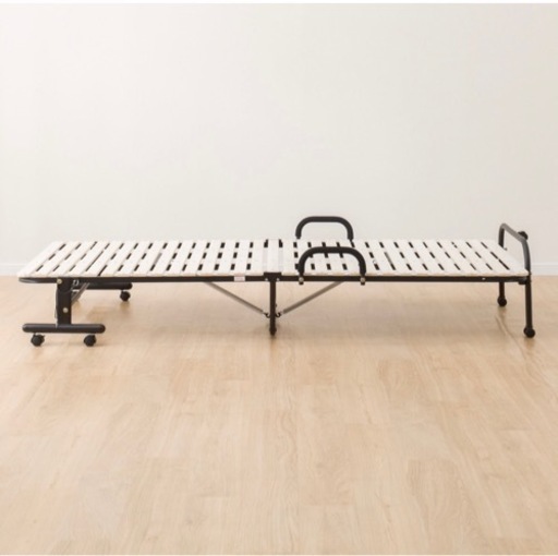 ニトリ折りたたみ式ベットフレーム(シングル) (emu) 二俣川のベッド《シングルベッド》の中古あげます・譲ります｜ジモティーで不用品の処分