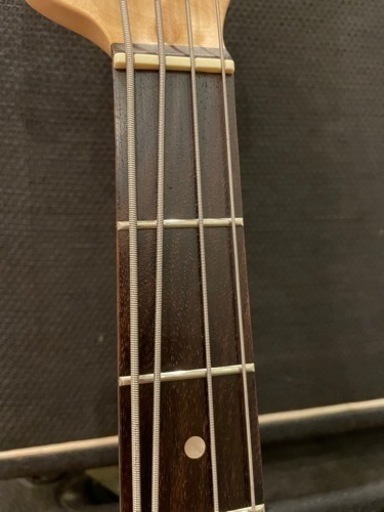 Mavis JAZZ BASS ジャズベース ホワイト (ニシカワカズキ) 札幌の楽器の中古あげます・譲ります｜ジモティーで不用品の処分