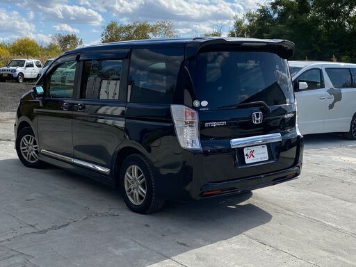 H23年ステップワゴンスパーダZ 4WD ★全国対応自社ローン完備★ 自社分割 ミニバン (クローサー株式会) あいの里公園のステップワゴンの中古車｜ジモティー