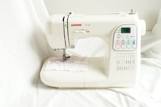 ジャノメコンピュータミシンJP-500手渡し希望JANOME JP-500 (kawa) 登戸の生活家電《ミシン》の中古あげます・譲ります｜ジモティーで不用品の処分