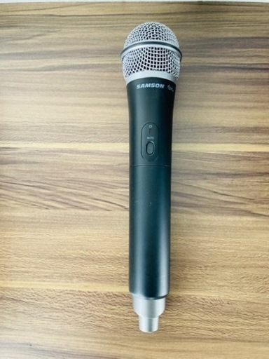 ハンドマイクSAMSON CH88 ワイヤレスマイク送信機30チャンネル91m ワンタッチ周波数設定イベントライブボーカル司会スピーチ (ぽん ...