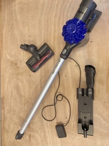 Dyson ダイソンv6 slim origin受渡者決定 (yoshi) 赤土小学校前の生活家電《掃除機》の中古あげます・譲ります ...