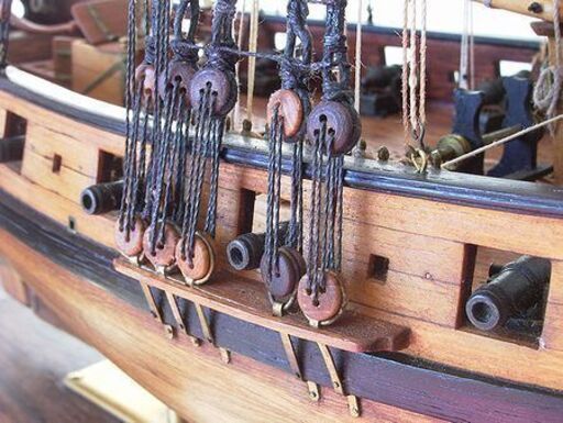 帆船模型完成品 ハンター -飾るだけで部屋の雰囲気が一変- 帆船模型完成品 ハンター -飾るだけで部屋の雰囲気が一変-
