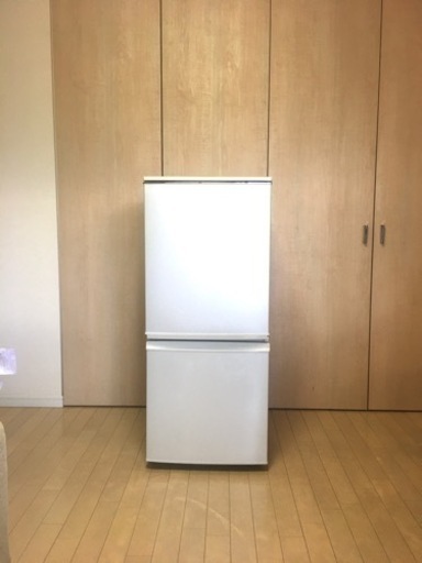 【週末値下げ】シャープ2ドア 冷蔵庫 137L 右開き／左開き 変更可 SJ-S14T 2011年製 (Qui2) 近鉄日本橋のキッチン家電 ...