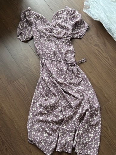 GRL 花柄ワンピースSサイズ (sn) 御幣島の家具の中古あげます・譲ります｜ジモティーで不用品の処分
