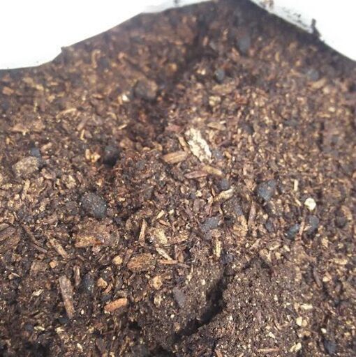 使用済昆虫マット約30L土壌改良に (minakin) 浜寺公園の家庭用品《ガーデニング》の中古あげます・譲ります｜ジモティーで不用品の処分