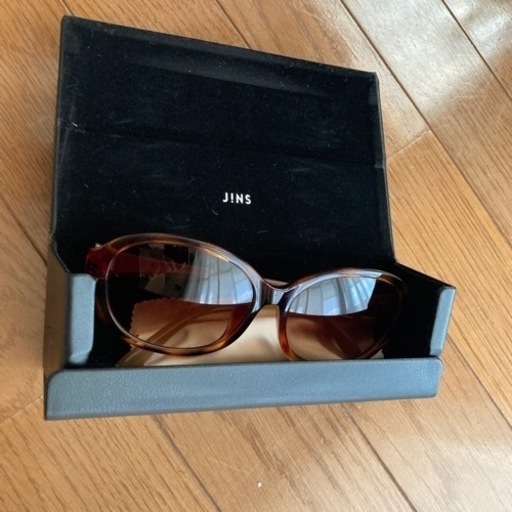 JINS サングラスケース付き (yuisin) 香春口三萩野のその他の中古あげます・譲ります｜ジモティーで不用品の処分