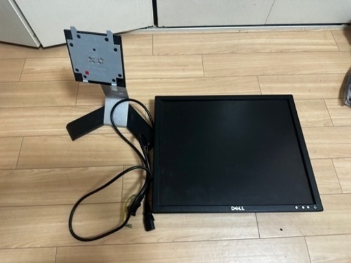 DELL モニター REV A03 (TAKA) 喜多見の周辺機器の中古あげます・譲ります｜ジモティーで不用品の処分