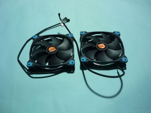 Thermaltake TT-1425 14cmケースファン 【2個セット】 (ごま) 越前の周辺機器の中古あげます・譲ります｜ジモティーで ...