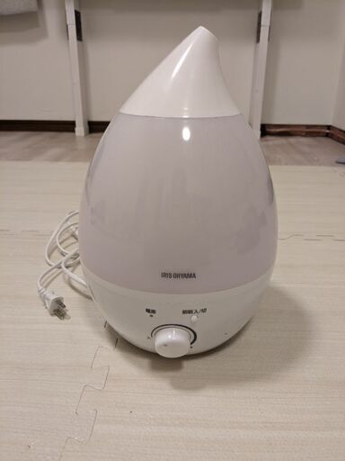 超音波加湿器アイリスオーヤマ動作確認済PH-U40-W (あおい) 中野富士見町の季節、空調家電《加湿器》の中古あげます・譲ります｜ジモティーで不用品の処分