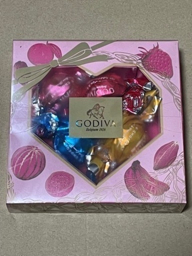 ゴディバ GODIVA Gショコラ7粒入【新品未開封／値下げ可】 (日高 仁志) 千代県庁口の食品の中古あげます・譲ります｜ジモティーで不用品の処分