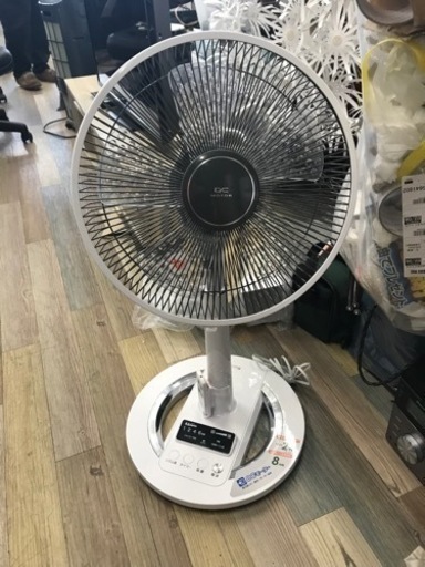 【美品】SKJAPAN エスケージャパン リモコン付き扇風機 SKJ-K310DC 2022年製 (買取バイヤーズ) 七重浜のその他の中古あげます・譲ります｜ジモティーで不用品の処分