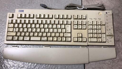 キーボード IBM KB-7993（純正パームレスト付き） (zunbe) 名古屋の周辺機器の中古あげます・譲ります｜ジモティーで不用品の処分