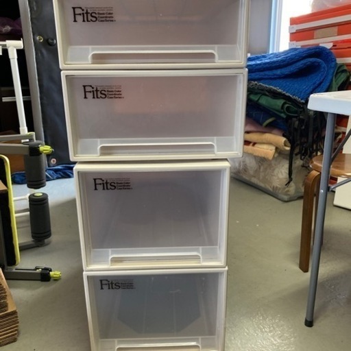 A-691収納ケース4つあります!!1つ300円です!! (国両屋) 印場の収納家具《食器棚、キッチン収納》の中古あげます・譲ります ...