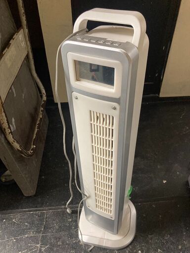 ☆中古￥1,500！タワーファン家電2013年製AFT-813R型【BG014】 (オアシスリサイクル) 大阪の季節、空調家電《扇風機》の中古あげます・譲ります｜ジモティーで不用品の処分