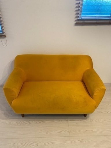 《NOCE 2Pソファ》イエロー (あさと) 所沢のソファ《2人掛けソファ》の中古あげます・譲ります｜ジモティーで不用品の処分