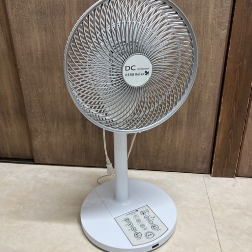 ヤマダ電機オリジナル扇風機 (みー) 左京山の季節、空調家電《扇風機》の中古あげます・譲ります｜ジモティーで不用品の処分