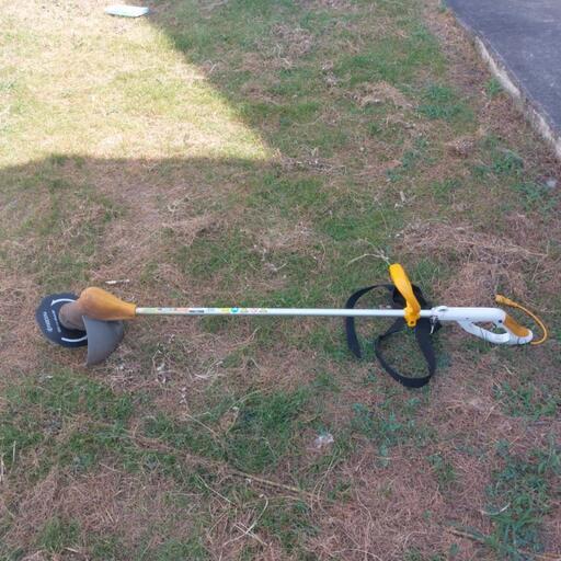 電動草刈り機AK3000京セラ (トモファミリー) 鹿児島のその他の中古あげます・譲ります｜ジモティーで不用品の処分