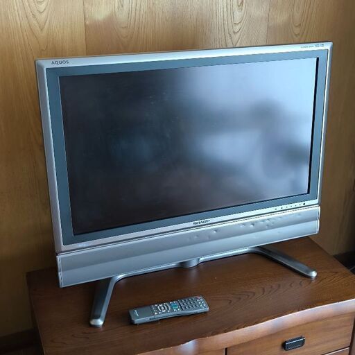 SHARP AQUOS LC-32GD3 32型 2004年 日本製 シャープ (りの) 久地のテレビ《液晶テレビ》の中古あげます・譲ります ...