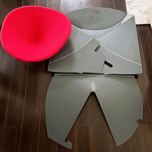 flux chair フラックス チェアー 折り畳み椅子 (あかね) ほしみのテーブル《コーナー、サイドテーブル》の中古あげます・譲ります｜ジモティーで不用品の処分
