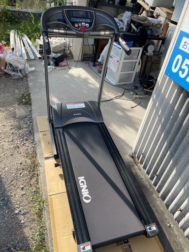 IGNIO ランニングマシン トレッドミル R16S時速MAX16km (n_k_sale) 共和のフィットネス、トレーニングの中古あげます・譲ります｜ジモティーで不用品の処分
