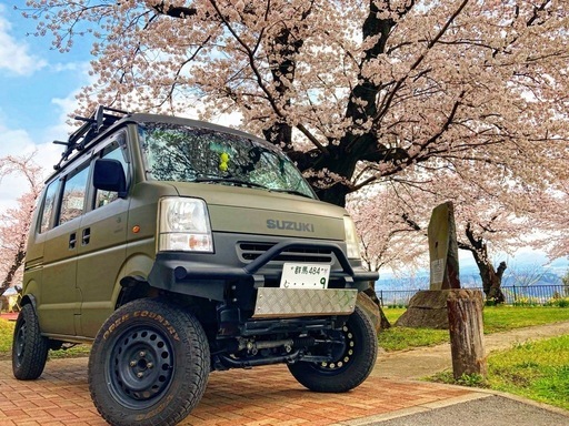 スズキ エブリィ 車2年付 da64 4wd MT 6インチ？リフトアップ 9万キロ代 (ぴっぴ) 渋川のエブリイの中古車｜ジモティー