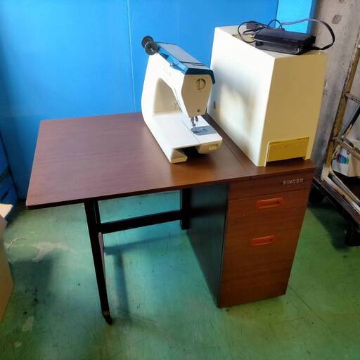 【ミシン】シンガーSINGER（シンガー）936 deluxe/MON AMI deluxe 【2台まとめてジャンク】 (ホームハンズ) 石屋 ...