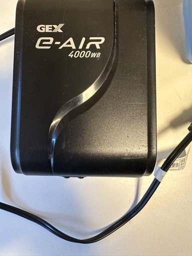 ジェックス GEX AIR PUMP e‐AIR 4000WB 吐出口数2口 水深40cm以下、幅60cm水槽以下 静音エアーポンプ (ハギワラ) 新江古田のその他の中古あげます・譲ります ...