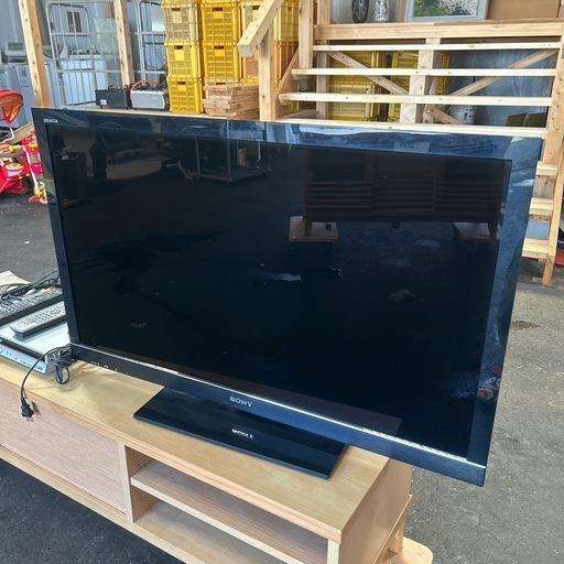 液晶テレビSONY KLD-40HX800 (アンギラス) 平井のテレビ《液晶テレビ》の中古あげます・譲ります｜ジモティーで不用品の処分