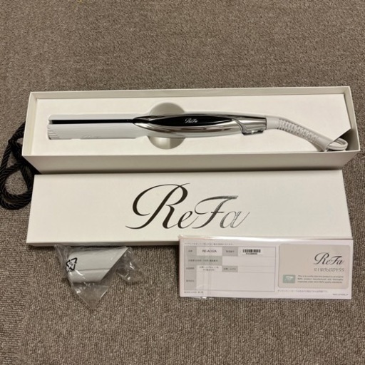 【美品】箱ありReFa ストレートヘアアイロン シルバー (カフェオレ) 船橋法典のその他の中古あげます・譲ります｜ジモティーで不用品の処分