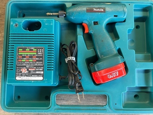 【GO-283】マキタ makita 電池インパクトドライバー 6903VD (フォニ) 尾道のその他の中古あげます・譲ります｜ジモティーで ...