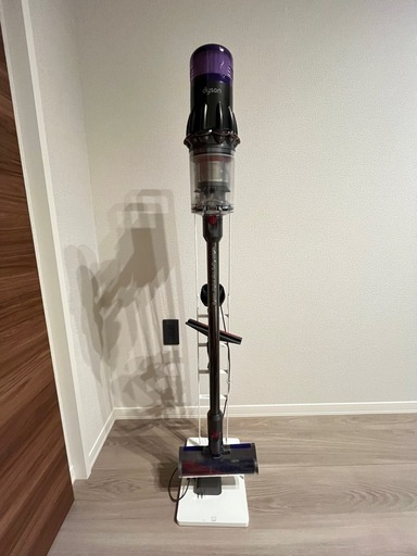 ダイソン掃除機G7Y (のん) 松尾大社の生活家電《掃除機》の中古あげます・譲ります｜ジモティーで不用品の処分