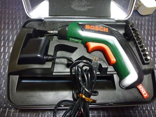 BOSCH ボッシュ バッテリードライバ IXO3603 JA8051 3.6V IXO3 充電式ドライバー コードレス 充電器 ケース美品 ...